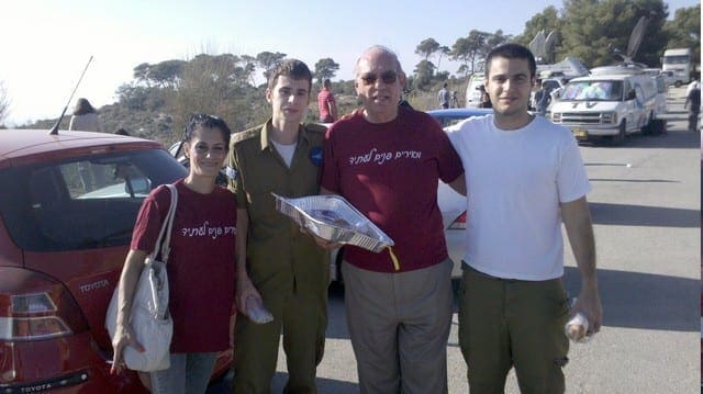 Meir Panim Helps Israel Recover From The Fires - Meir Panim