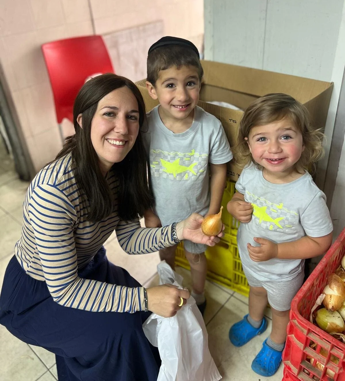 Family Volunteering in Jerusalem - Meir Panim